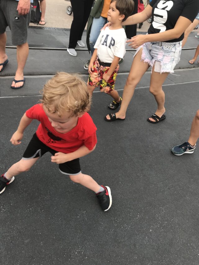 Disney World Parade Tips: Maximize Your Experience